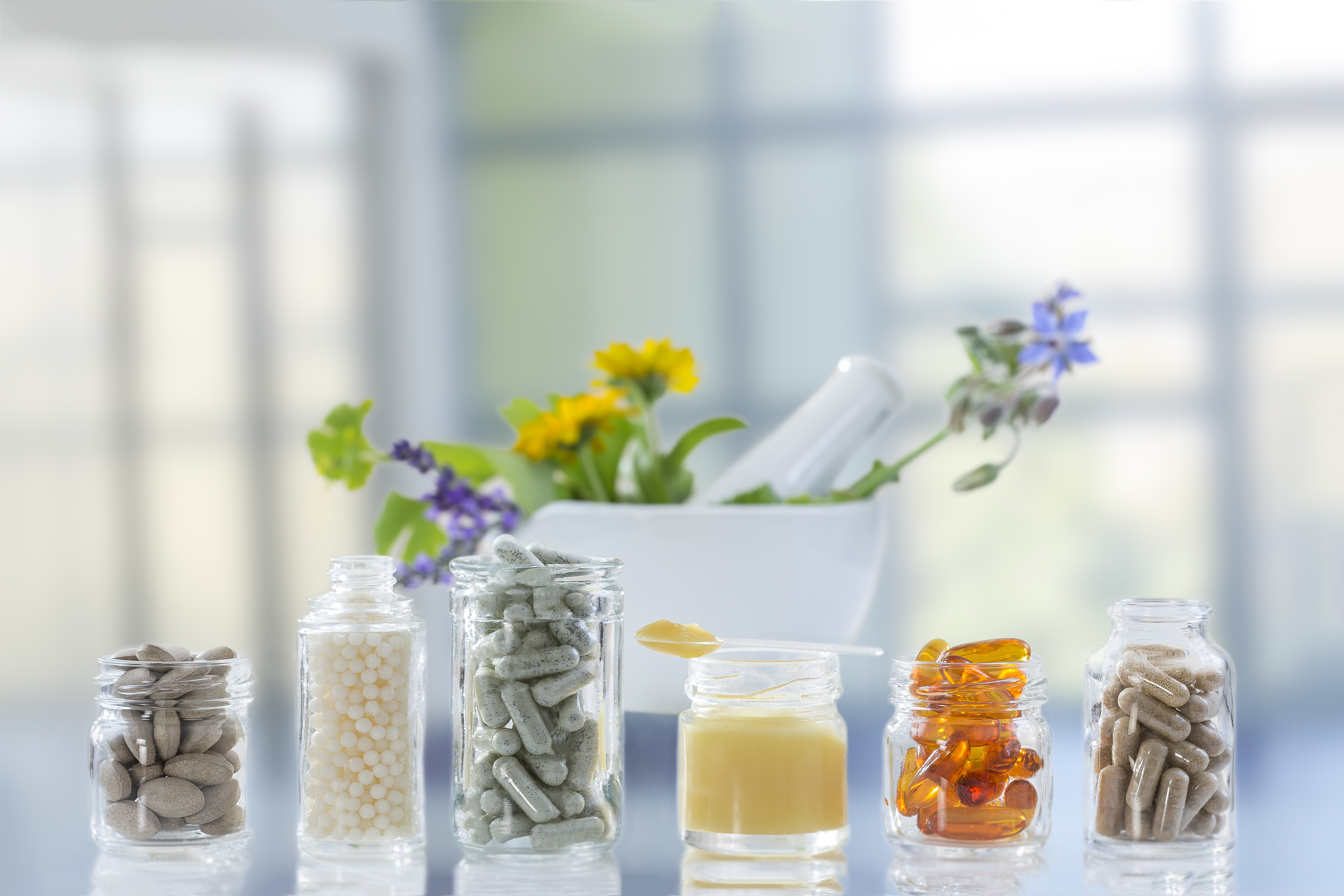 Here's How To Shop For Safe Supplements | PeopleHype